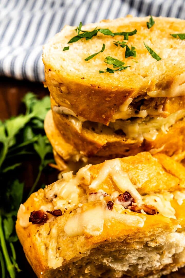 Turkey, Bacon and Cheese Pull Apart Sandwiches - EASY GOOD IDEAS